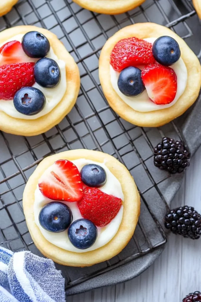 Red White and Blue Mini Fruit Pizzas - Recipes by Lucelle