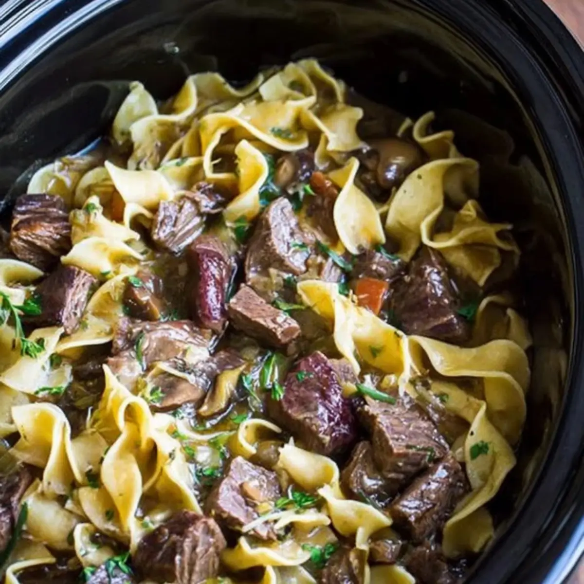 Slow Cooker Beef And Noodles