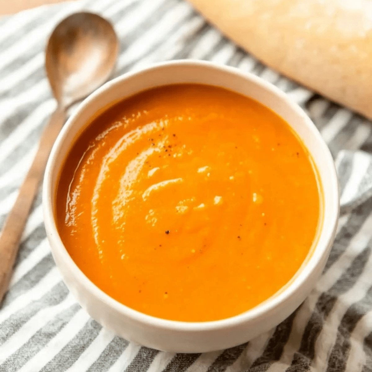 Roasted Butternut Squash Tomato Soup: A Cozy Fall Delight - Recipes by ...