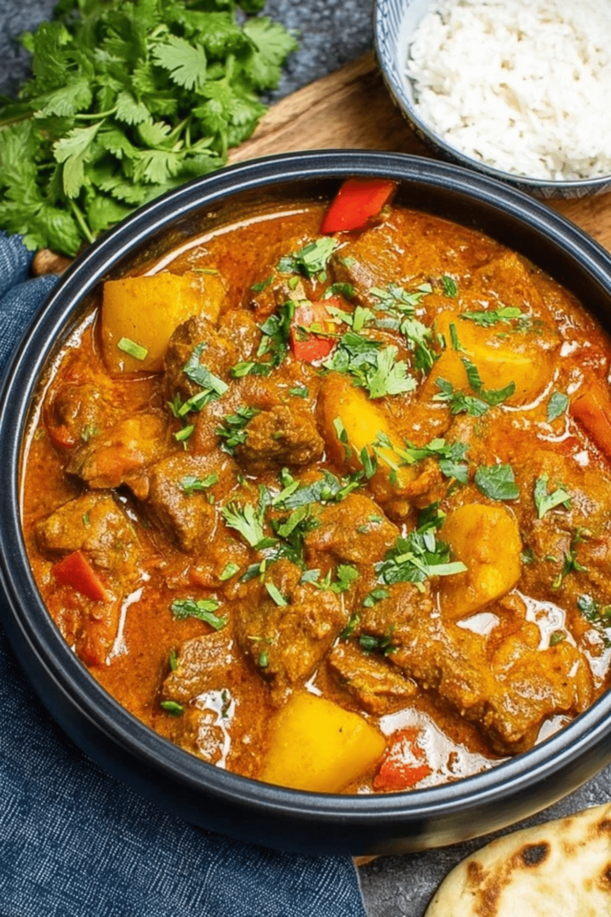 Slow Cooker Beef Curry: A Hearty and Flavorful Meal - Recipes by Lucelle
