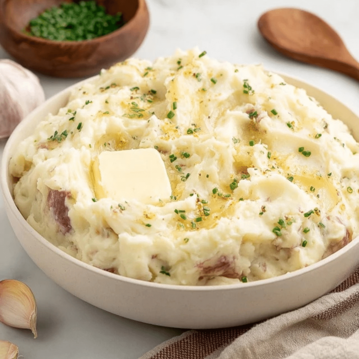 Roasted Garlic Mashed Potatoes: Creamy, Comforting, and Completely ...
