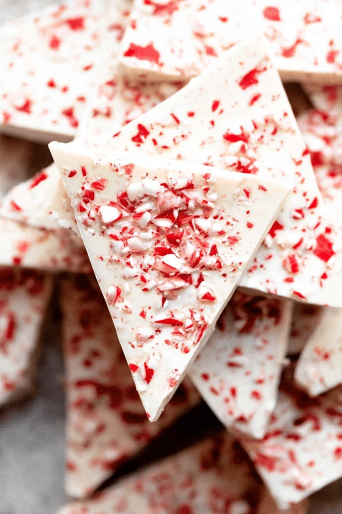 Salted Peppermint Bark Recipe: A Festive Sweet Treat - Recipes by Lucelle