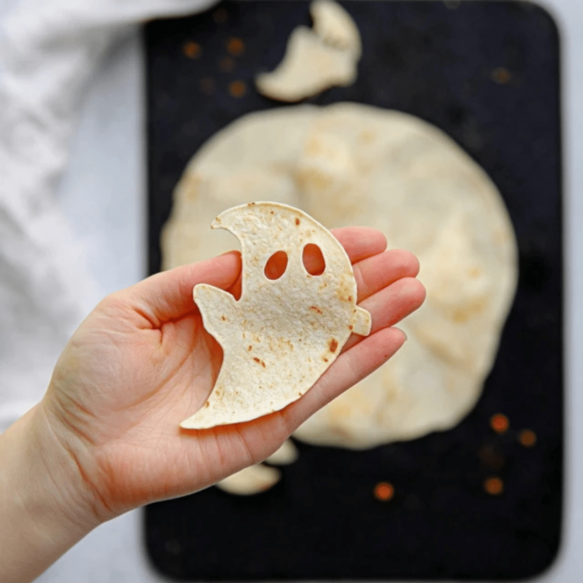 Spooky Baked Halloween Chips: A Festive and Healthy Halloween Treat ...