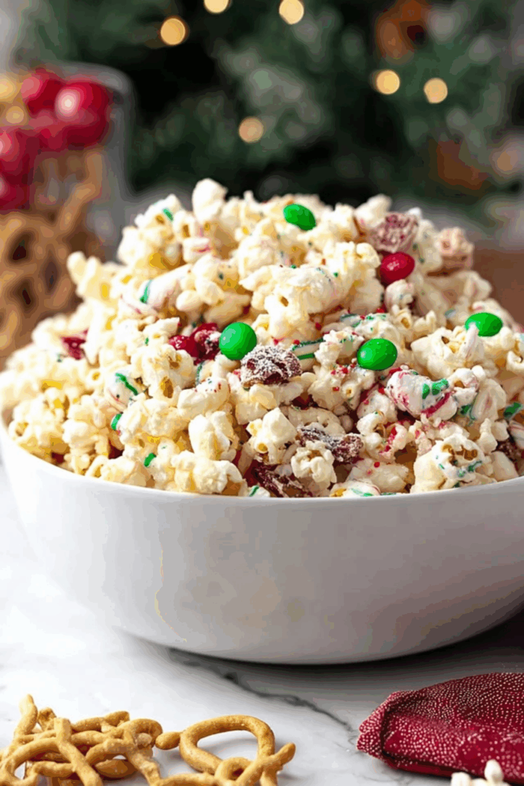 Christmas Popcorn: A Festive and Fun Holiday Snack - Recipes by Lucelle
