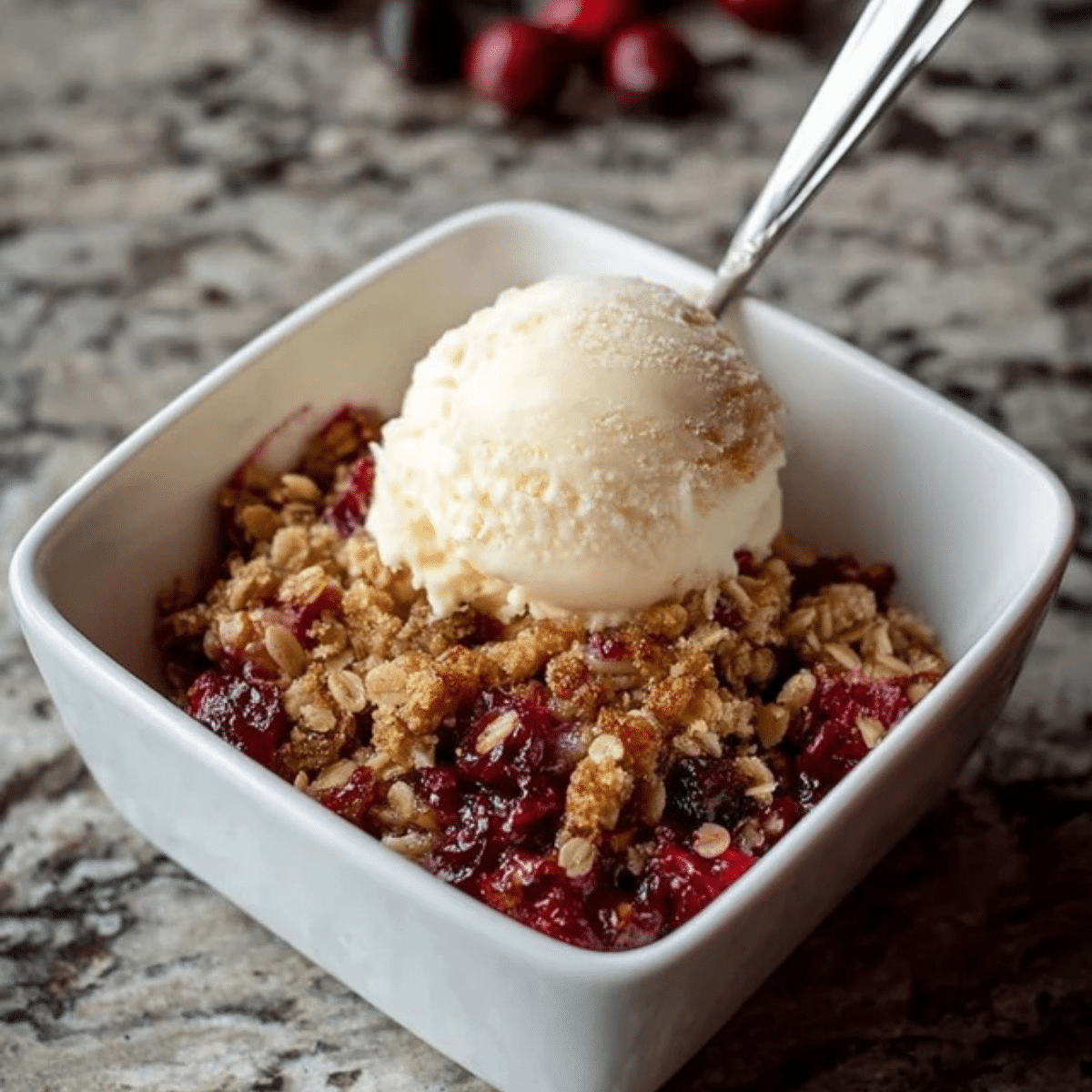 Cranberry Crisp Recipe: A Sweet and Tangy Fall Dessert - Recipes by Lucelle