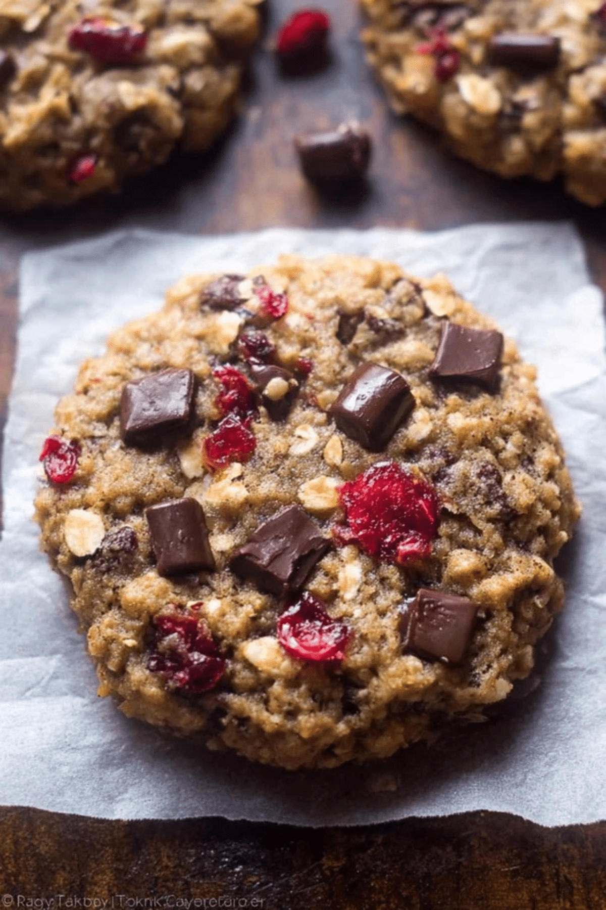 Dark Chocolate Cranberry Oatmeal Cookies Recipe - Recipes by Lucelle
