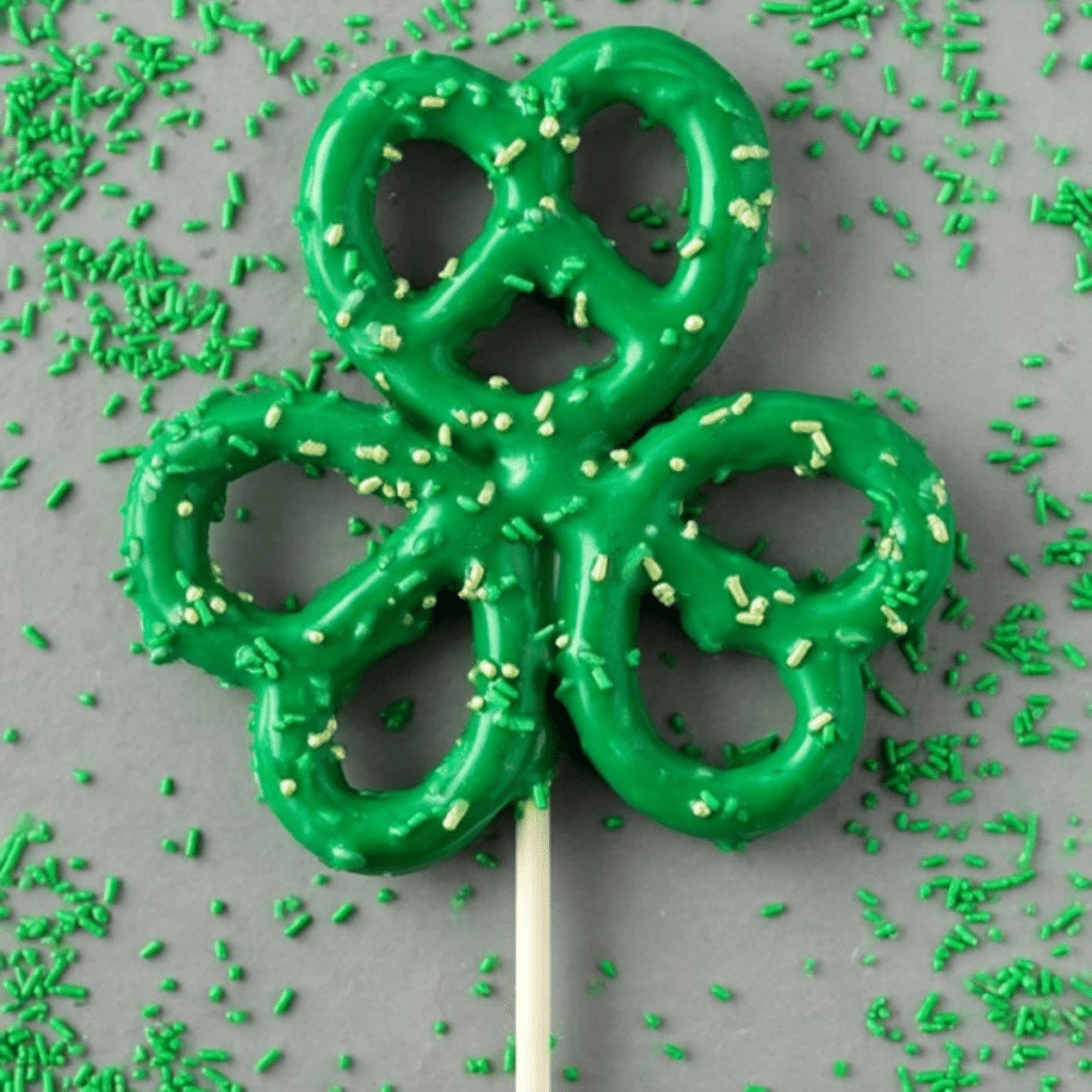 Easy Pretzel Shamrocks for St. Patrick’s Day - Recipes by Lucelle